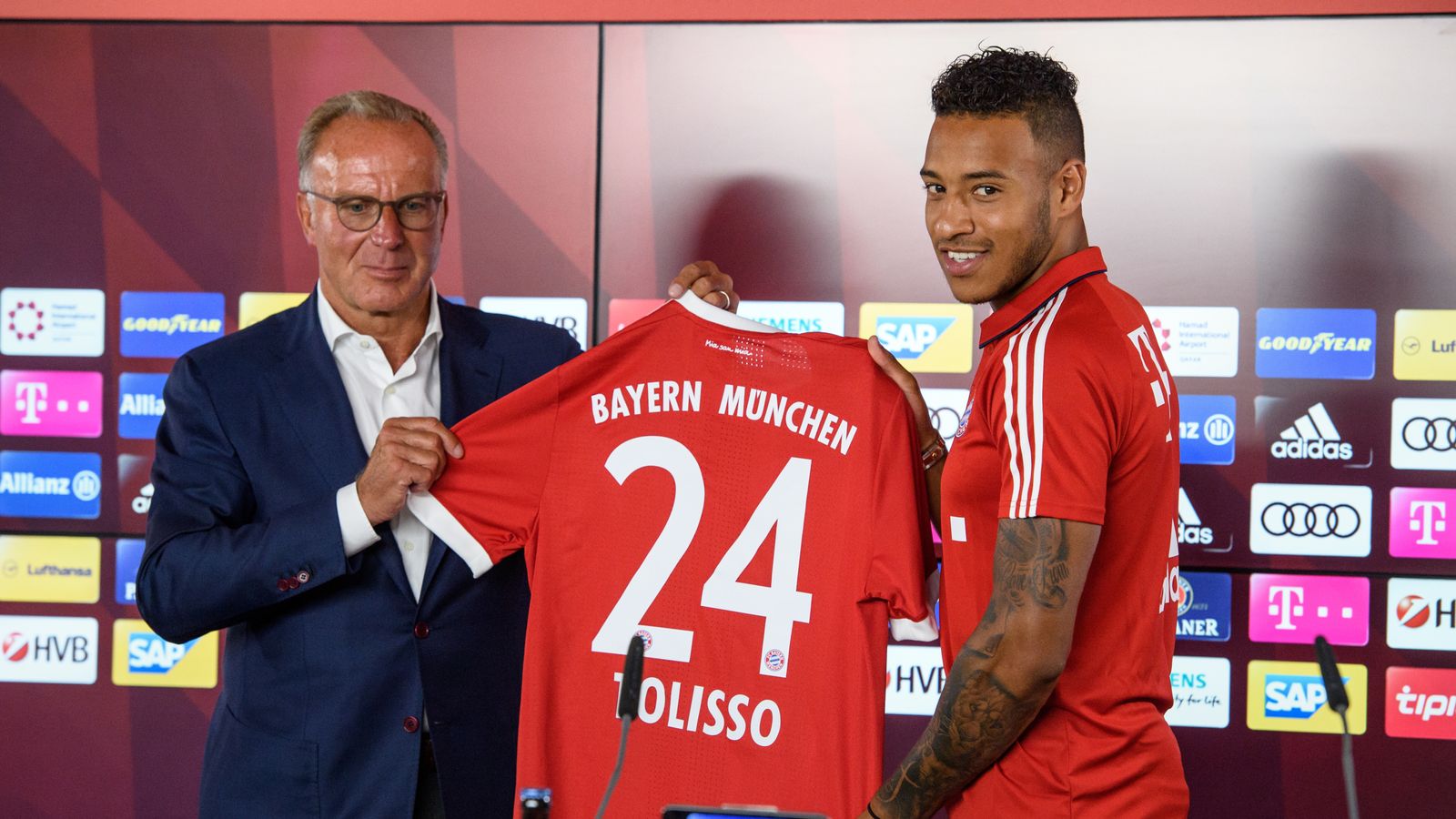 Corentin Tolisso beim FC Bayern München vorgestellt | Fußball News ...