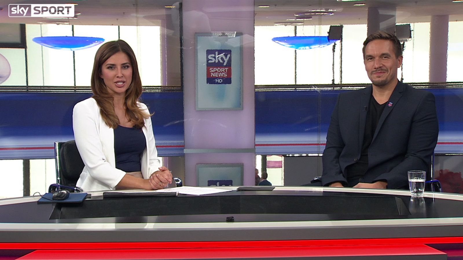 Sky Reporter Sascha Bacinski: BVB bleibt Meister-Favorit! | Fußball ...