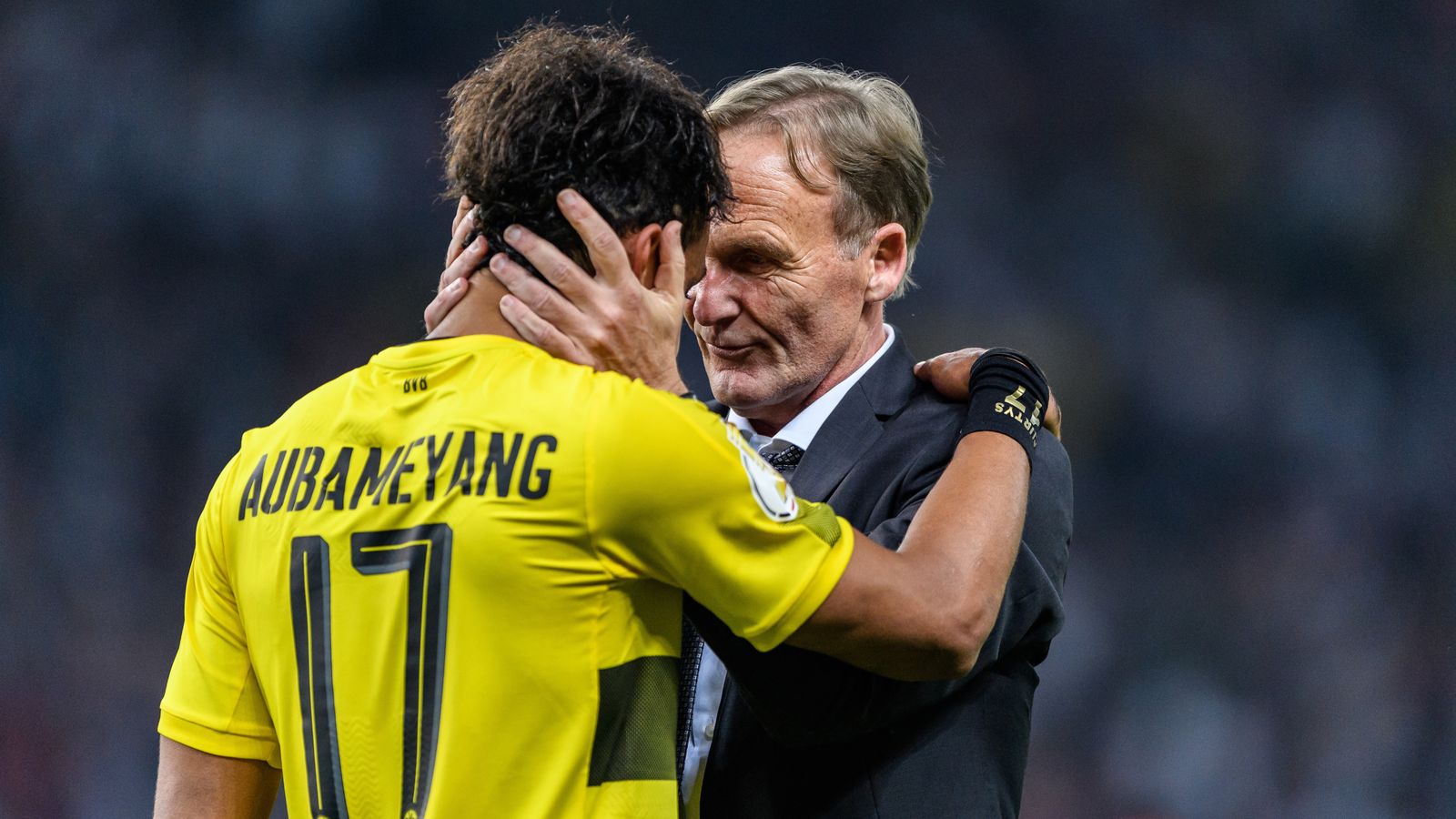 Voting: Soll der BVB Auba noch im Winter verkaufen? | Fußball News ...