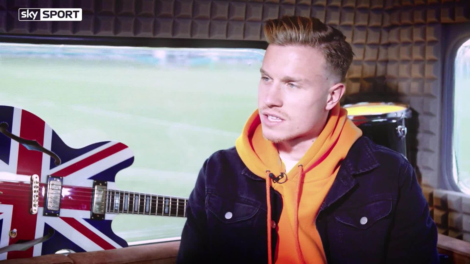 MEINE 11 - die Playlist der Fußballstars mit Yannick Gerhardt | Fußball ...