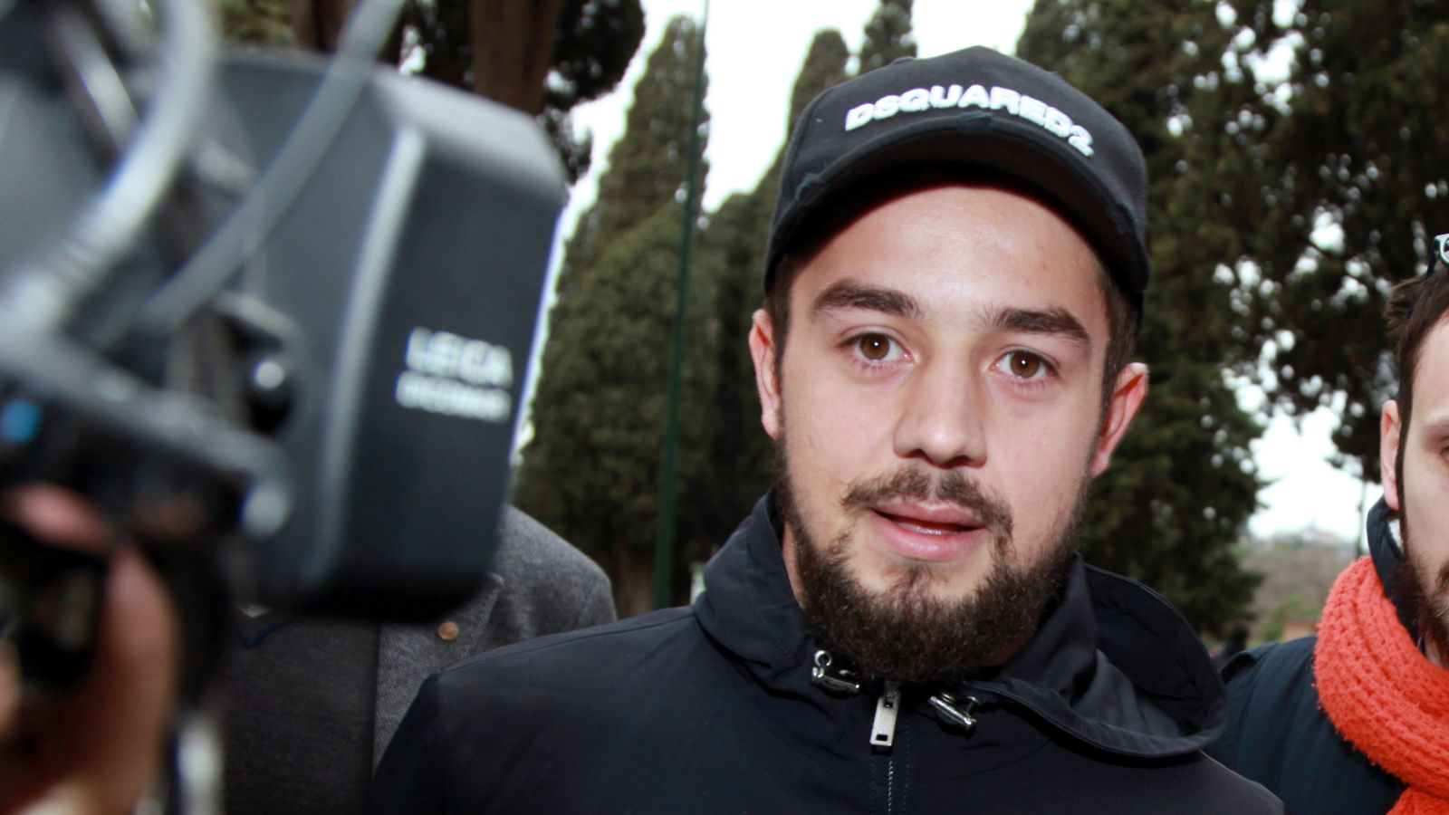 Eklat um Younes: Ajax-Profi verweigert seine Einwechslung | Fußball ... Eklat um Younes: Ajax-Profi verweigert seine Einwechslung | Fußball ...
