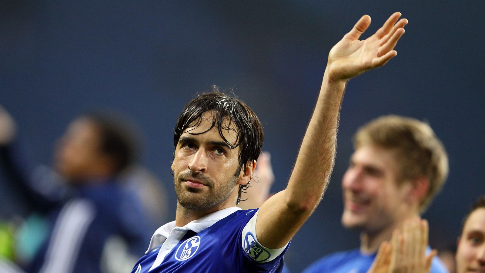 Schalke-Legende Raul beim Derby zu Gast | Fußball News | Sky Sport