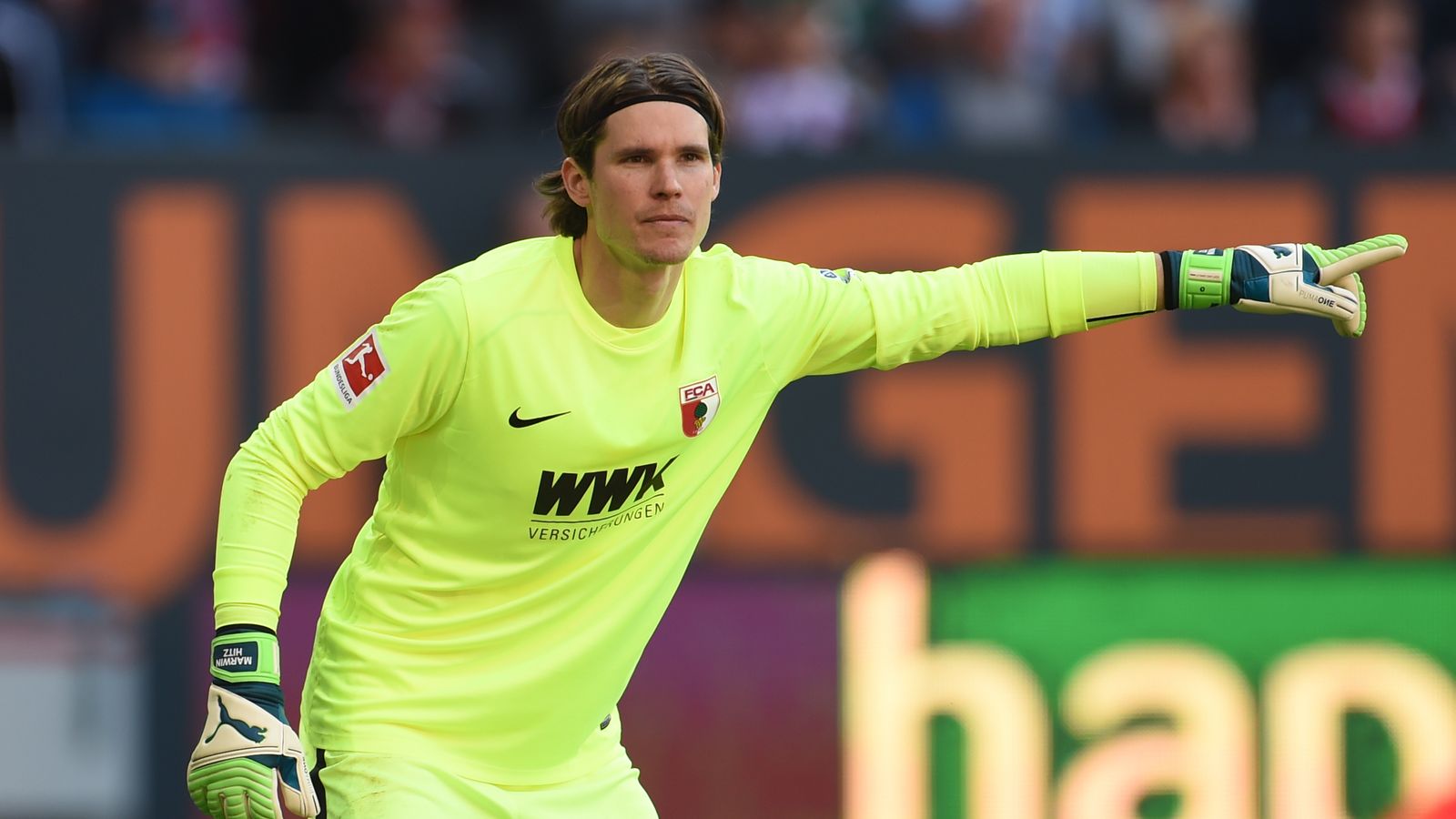 Offiziell: Hitz unterschreibt bei Borussia Dortmund | Fußball News ...