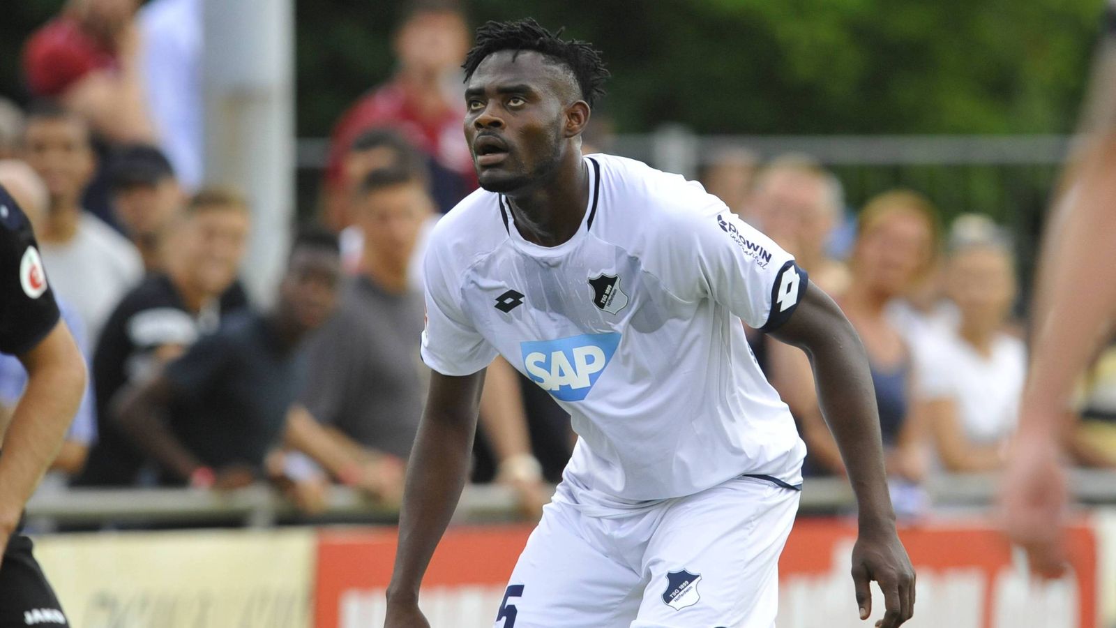 Witsel, Plea und Co.: Die neuen Stars der Bundesliga | Fußball News ...