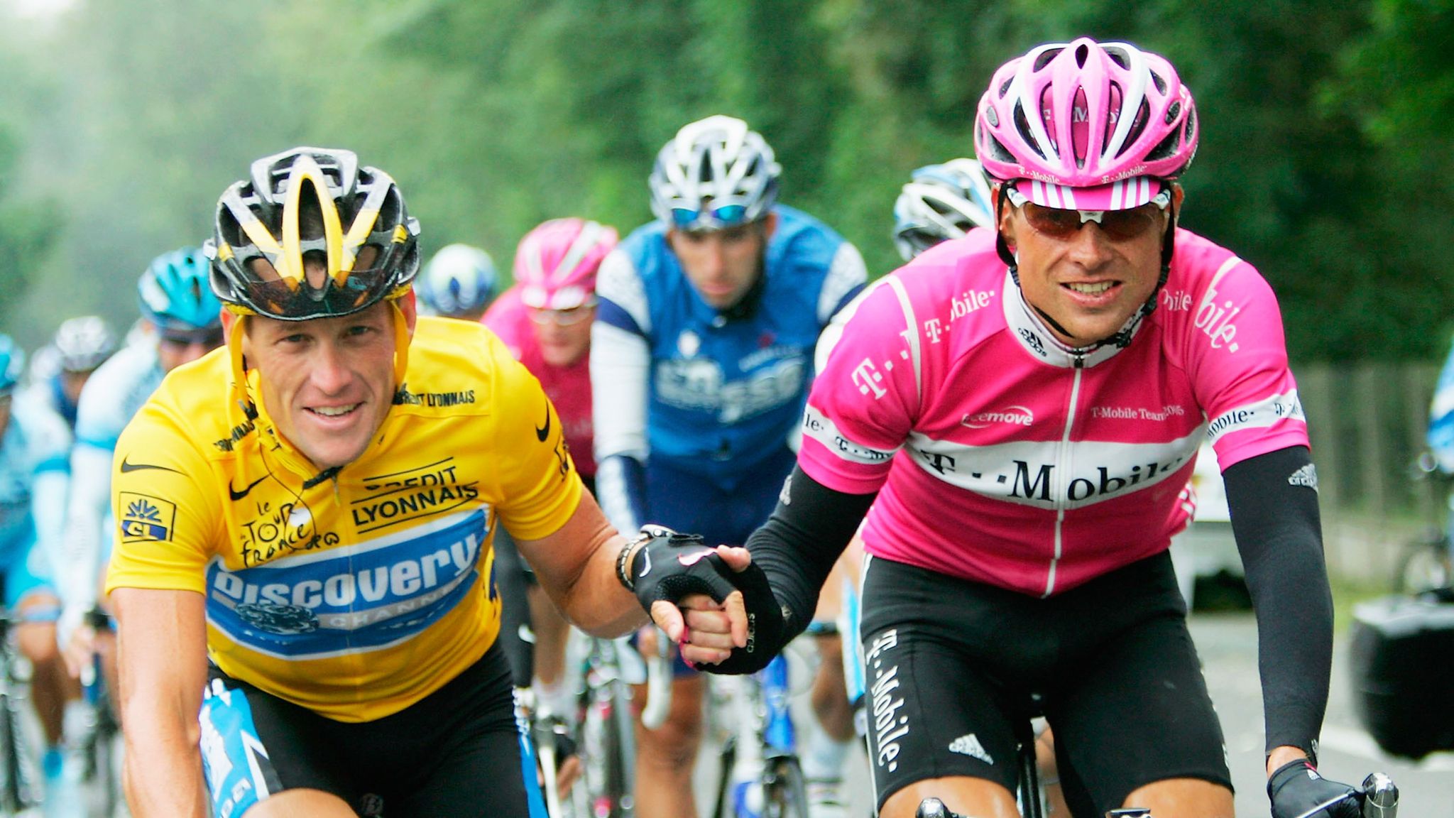 Armstrong bietet Ullrich Hilfe an | Radsport News | Sky Sport