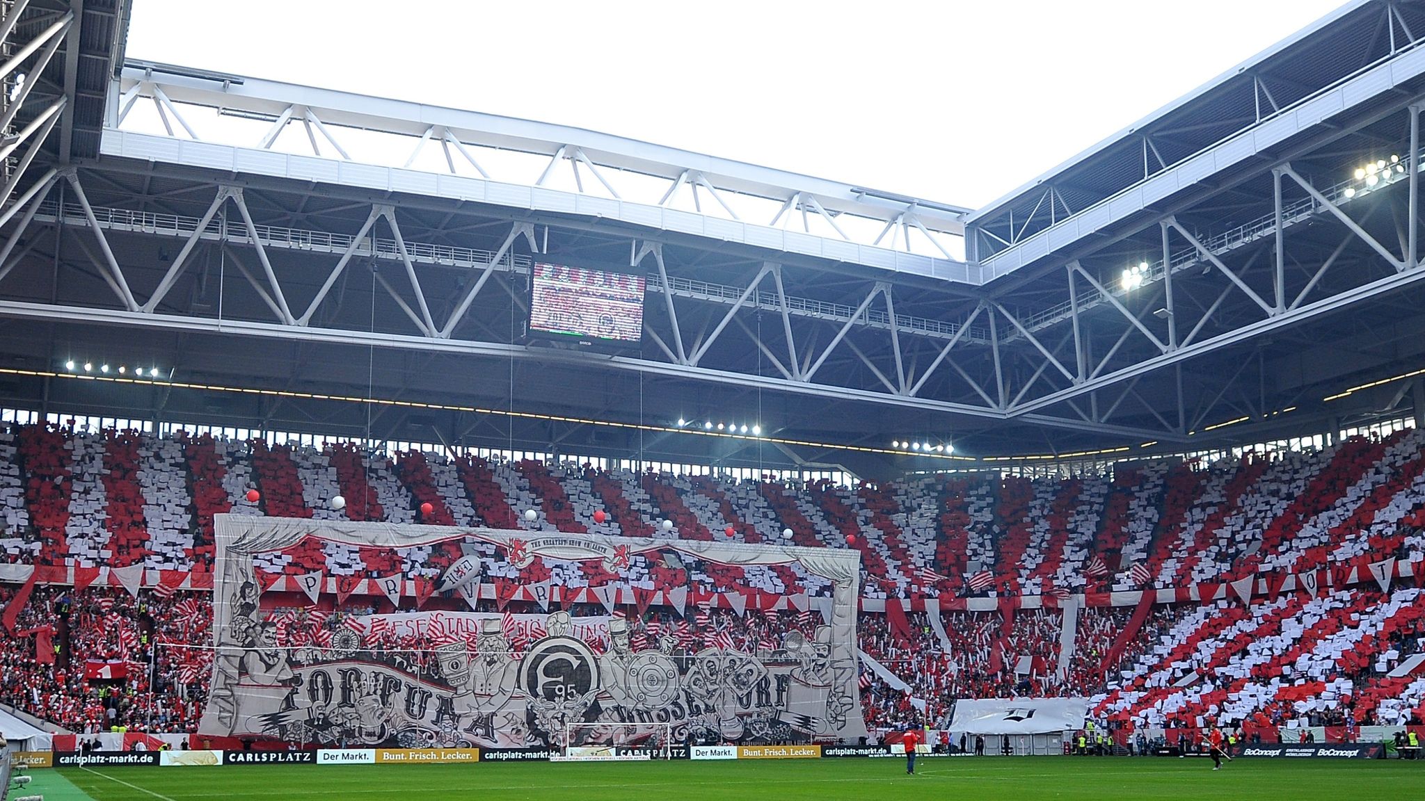 Frankfurt-Fans begeistern: Die besten Choreos der letzten Jahre ...