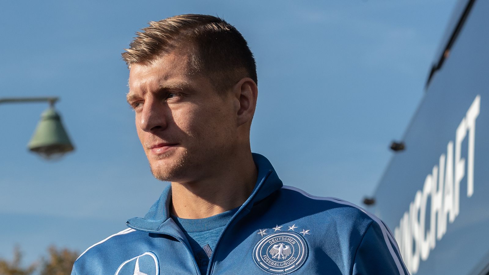 Toni Kroos ist beim DFB-Team angekommen | Fußball News | Sky Sport