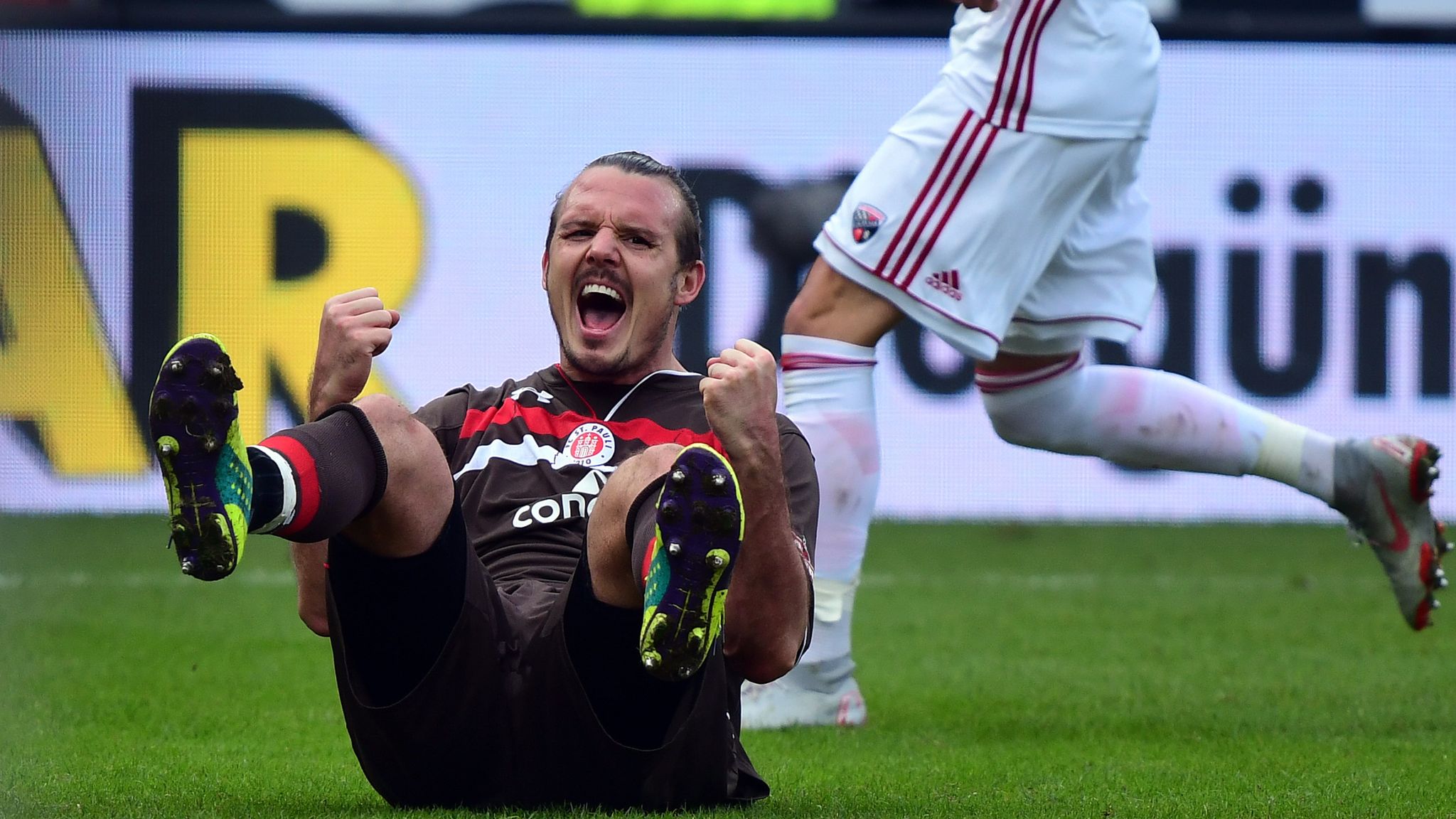 HSV vs. St. Pauli: Alex Meier im Sky Interview über das Stadt-Derby ...