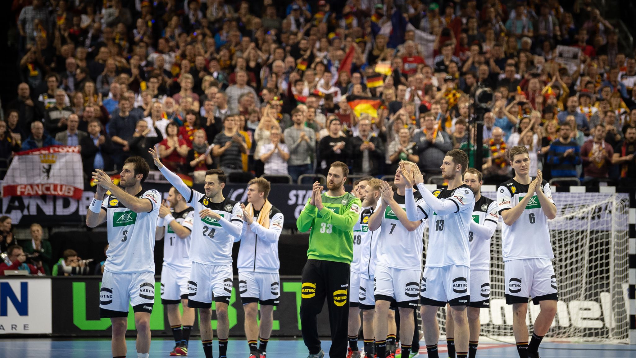 Deutsche Handball-Stars sind "Sportler des Monats" | Handball News ...
