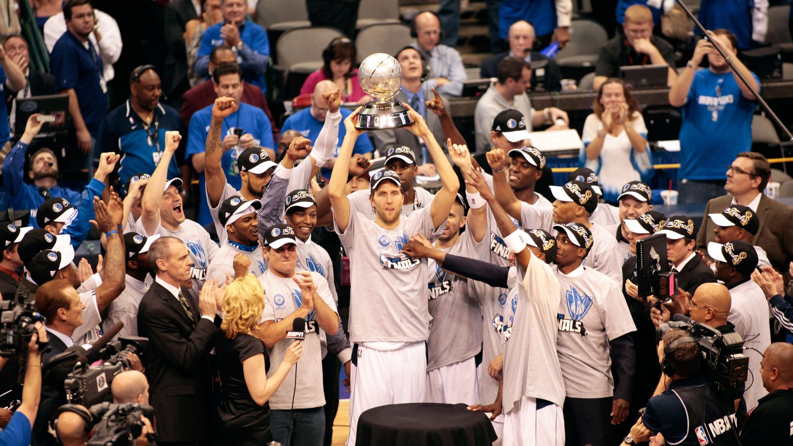 Dirk Nowitzki - NBA-Champion, MVP und Rekordhalter | NBA News | Sky Sport