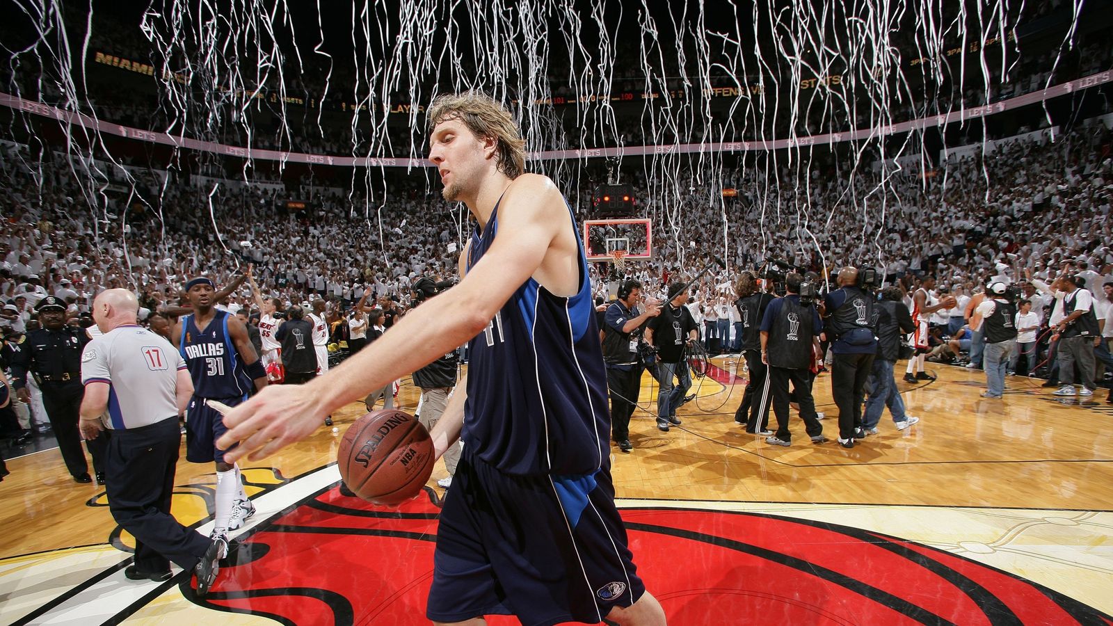 Dirk Nowitzki - NBA-Champion, MVP und Rekordhalter | NBA News | Sky Sport