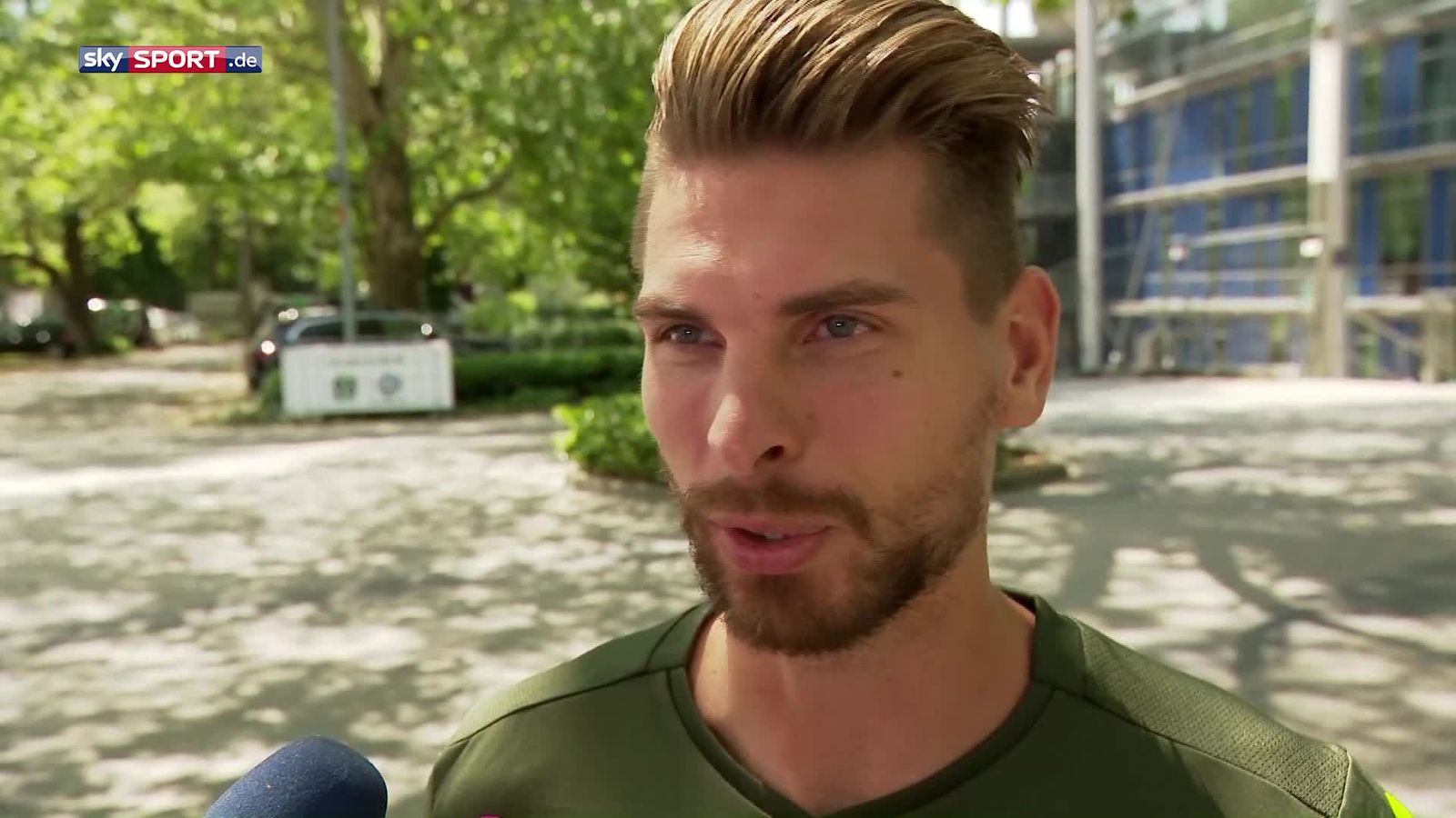 Hannover 96: Ron-Robert Zieler über seine Rückkehr und Slomka | Fußball ...