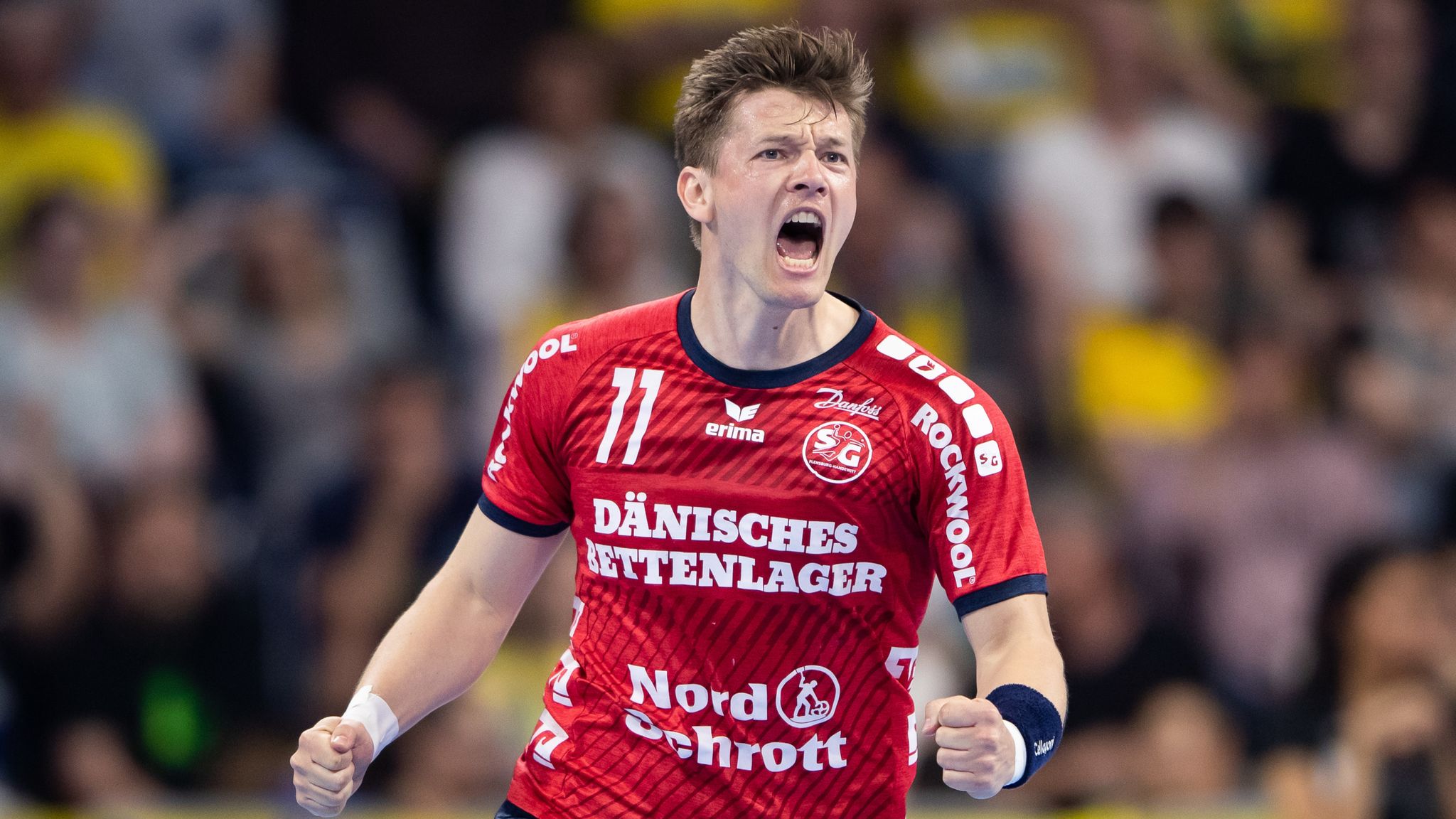 Kurz vor Meisterentscheidung: Flensburg verlängert mit Weltmeister ...