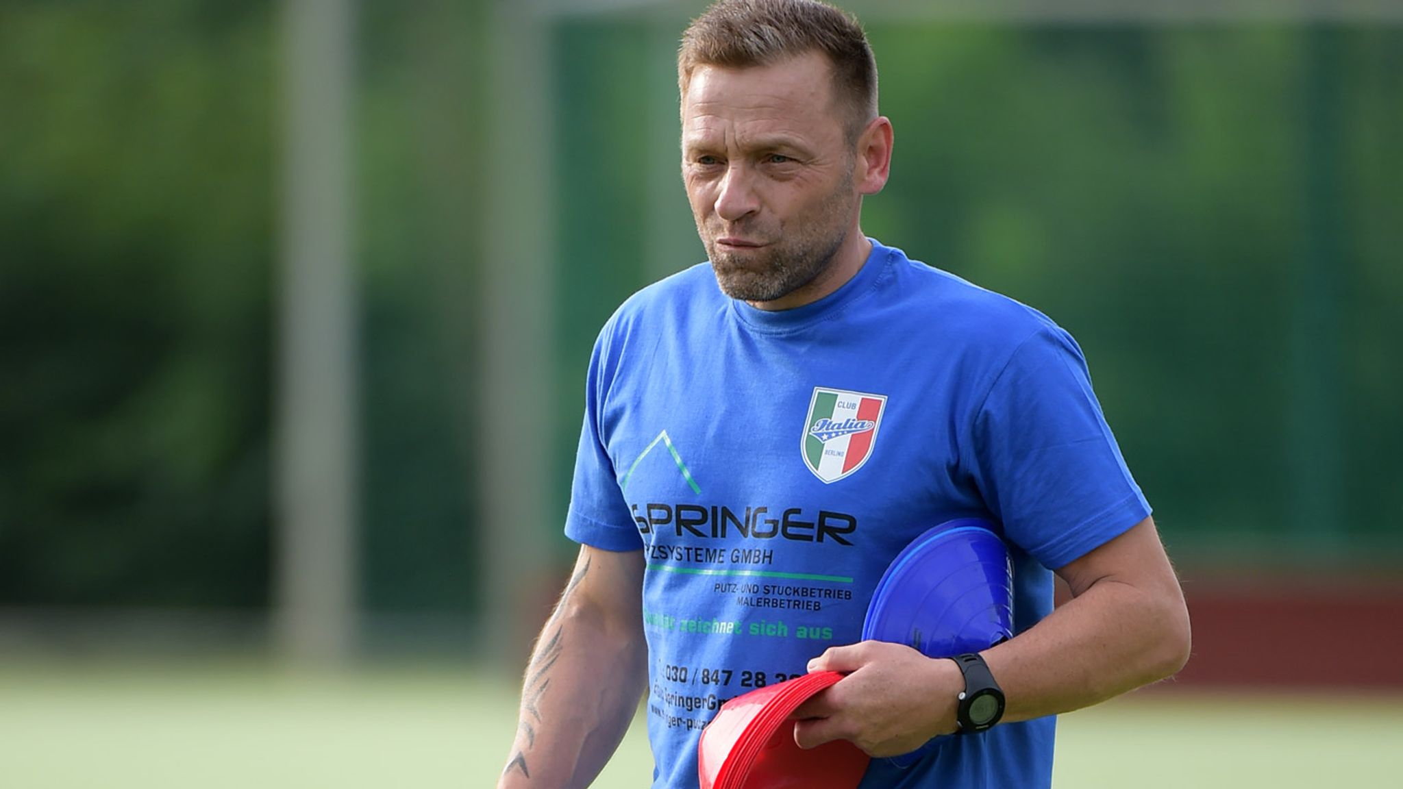 Thomas Häßler trotz Aufstieg nicht mehr Trainer bei Berlin United ...