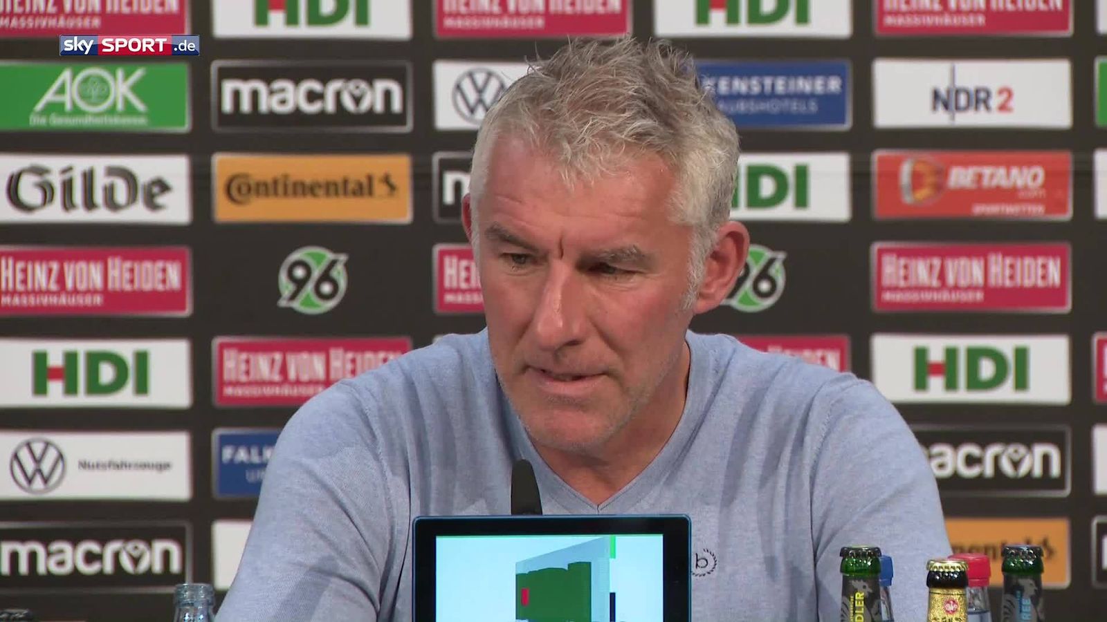 Slomka: 'Haben die Qualität aufzusteigen' | Fußball News | Sky Sport