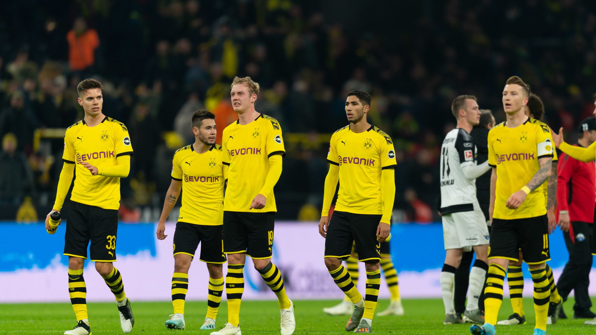 BVB: Mannschaft, Trainer oder Vereinsführung? Wer hat Schuld an der ...