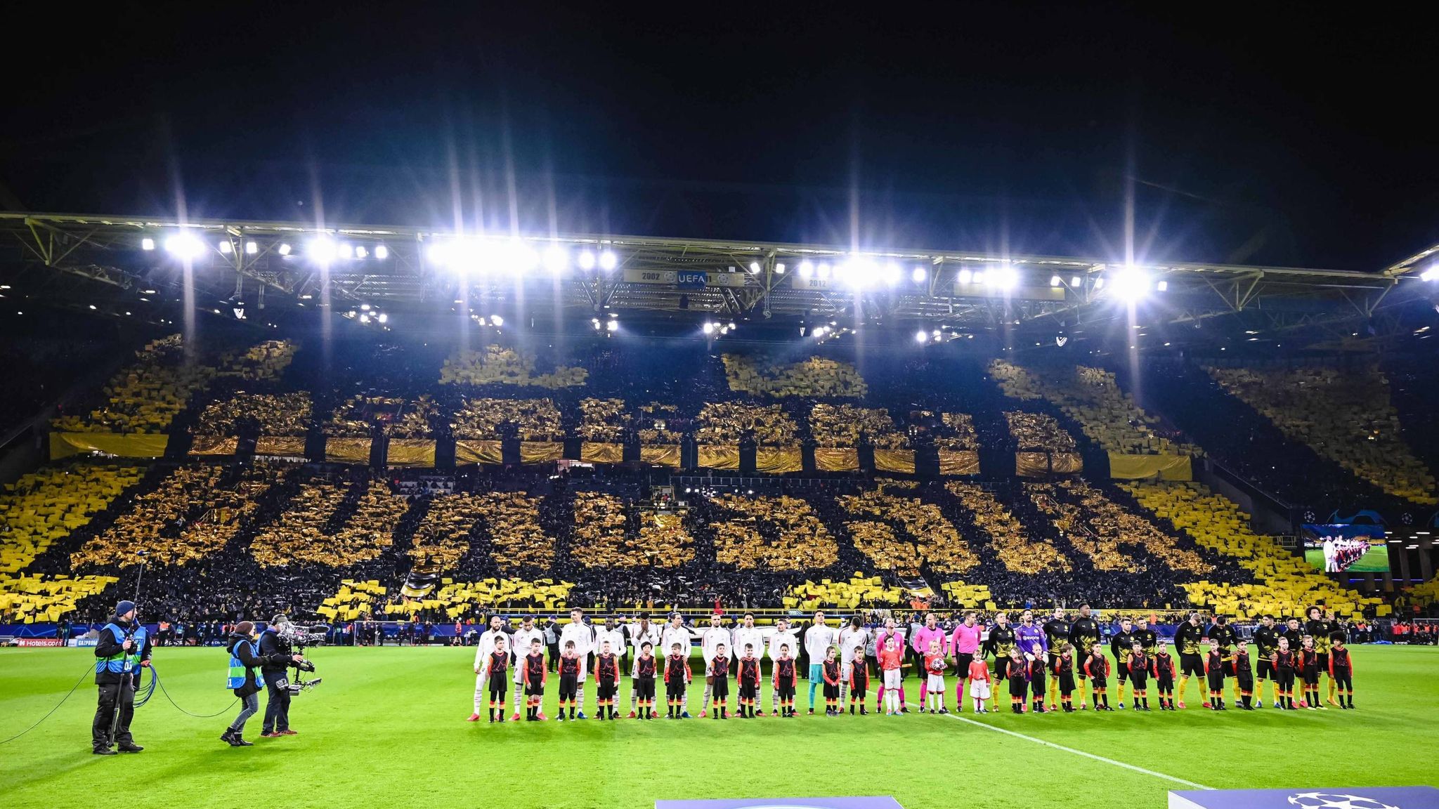 Bildergalerie: Die schönsten und legendärsten BVB-Choreos | Fußball ...