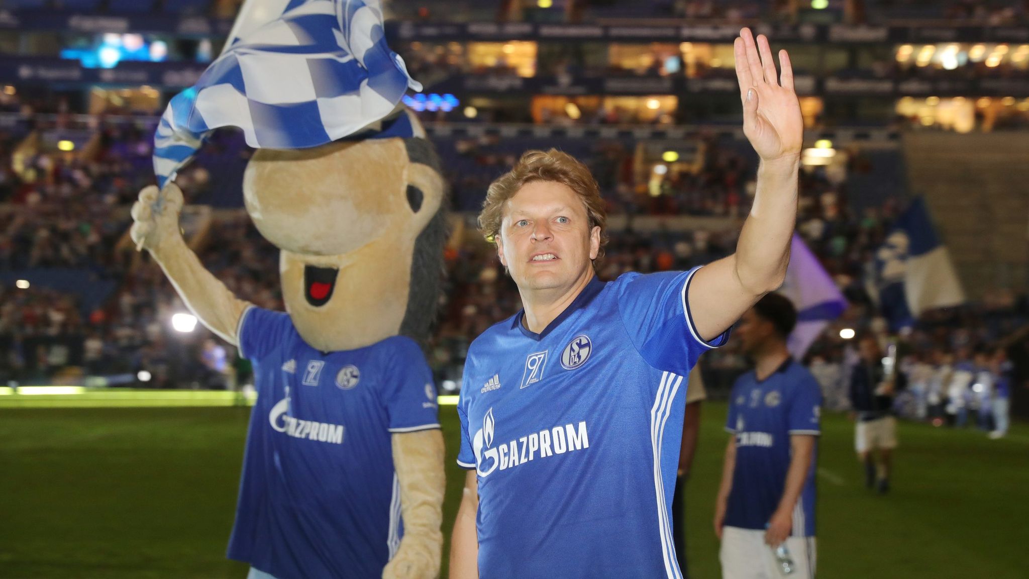 Bundesliga News: Youri Mulder zum Revierderby BVB gegen Schalke ...