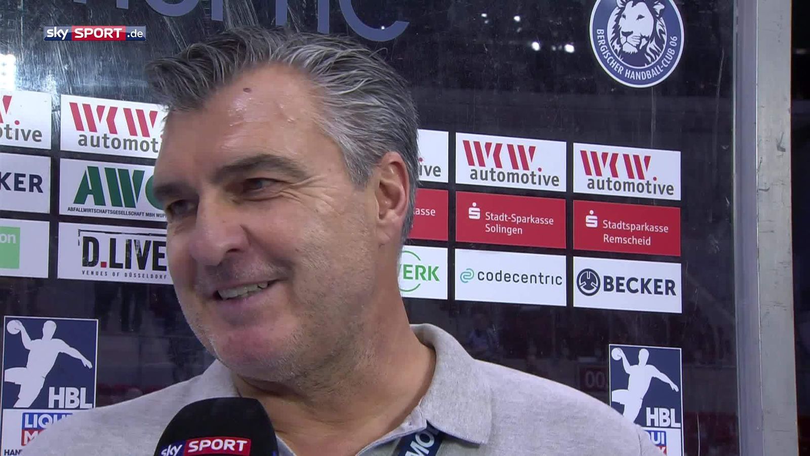 Michael Roth zieht nach seinem ersten Spiel als Trainer ein Fazit ...