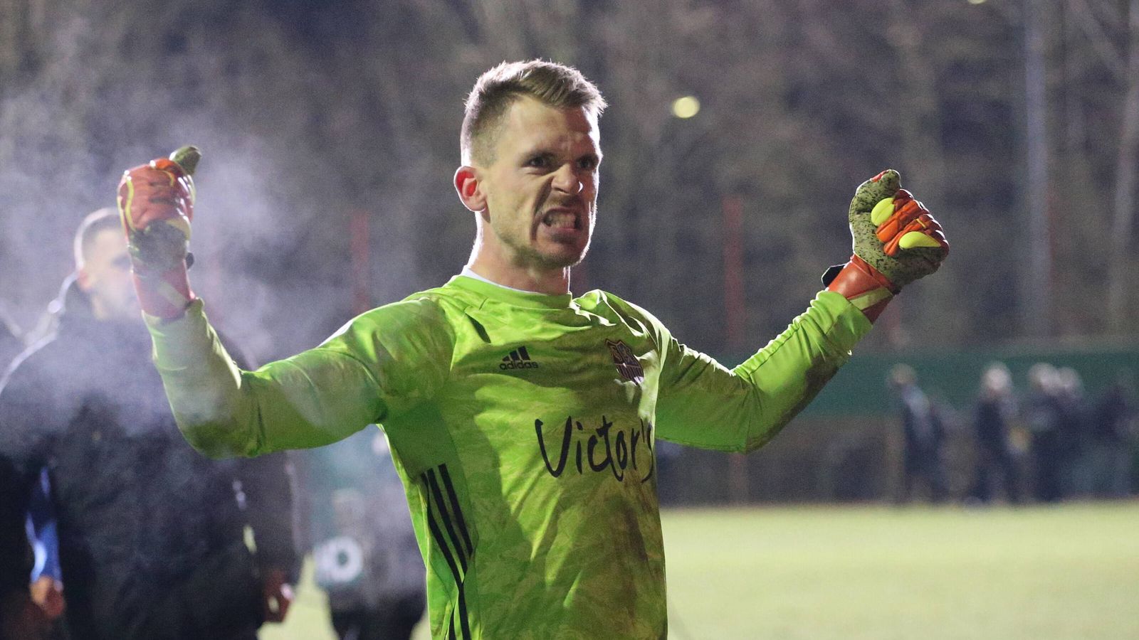 DFB-Pokal: Batz wird zum Helden von Saarbrücken | Fußball News | Sky Sport