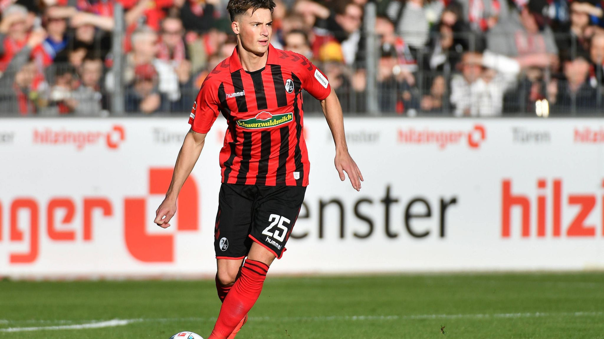 SC Freiburg Transfers News: Robin Koch vor Wechsel zu Leeds United ...