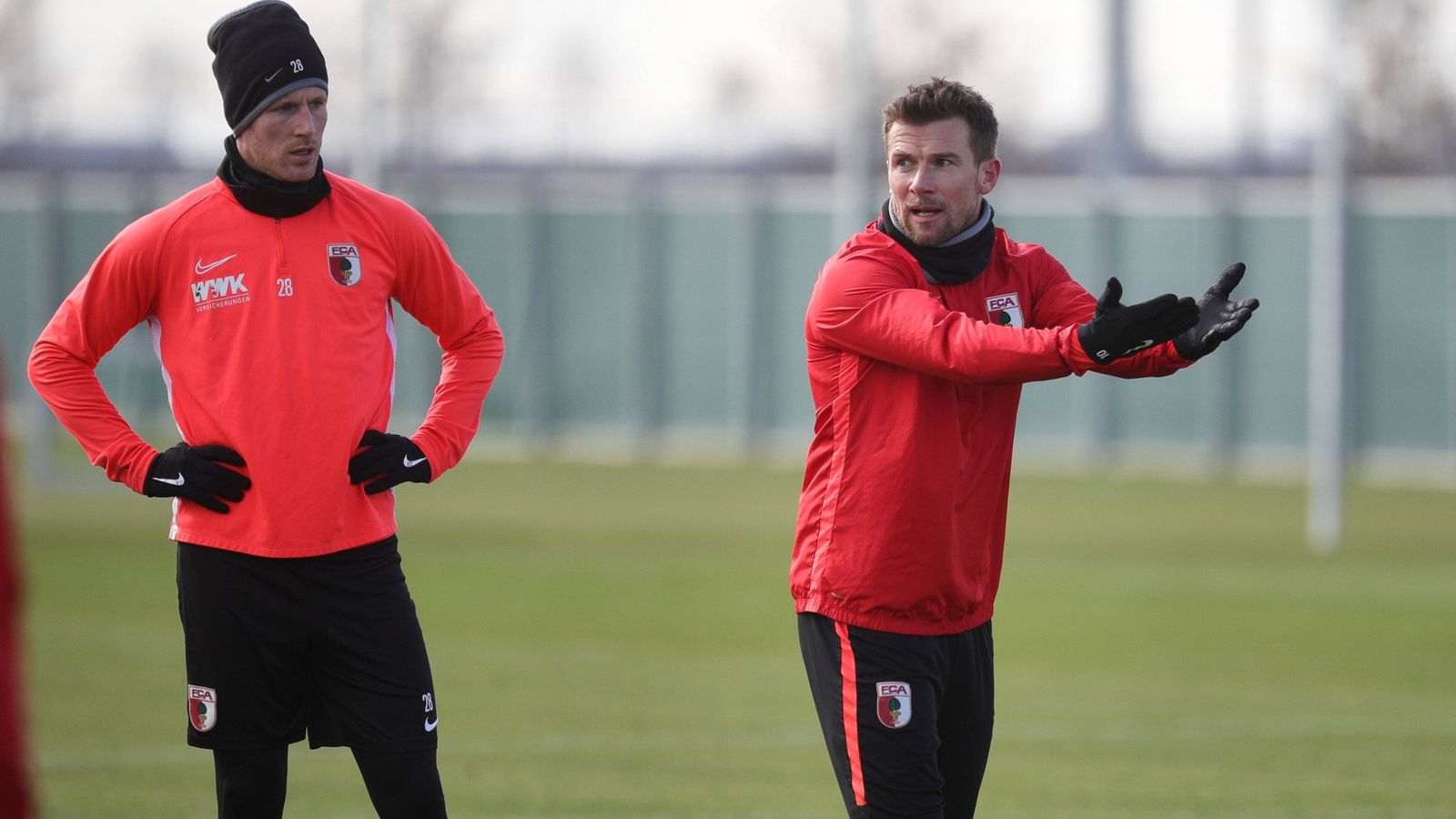 FC Augsburg: Daniel Baier spricht bei Sky über die Situation in der ...