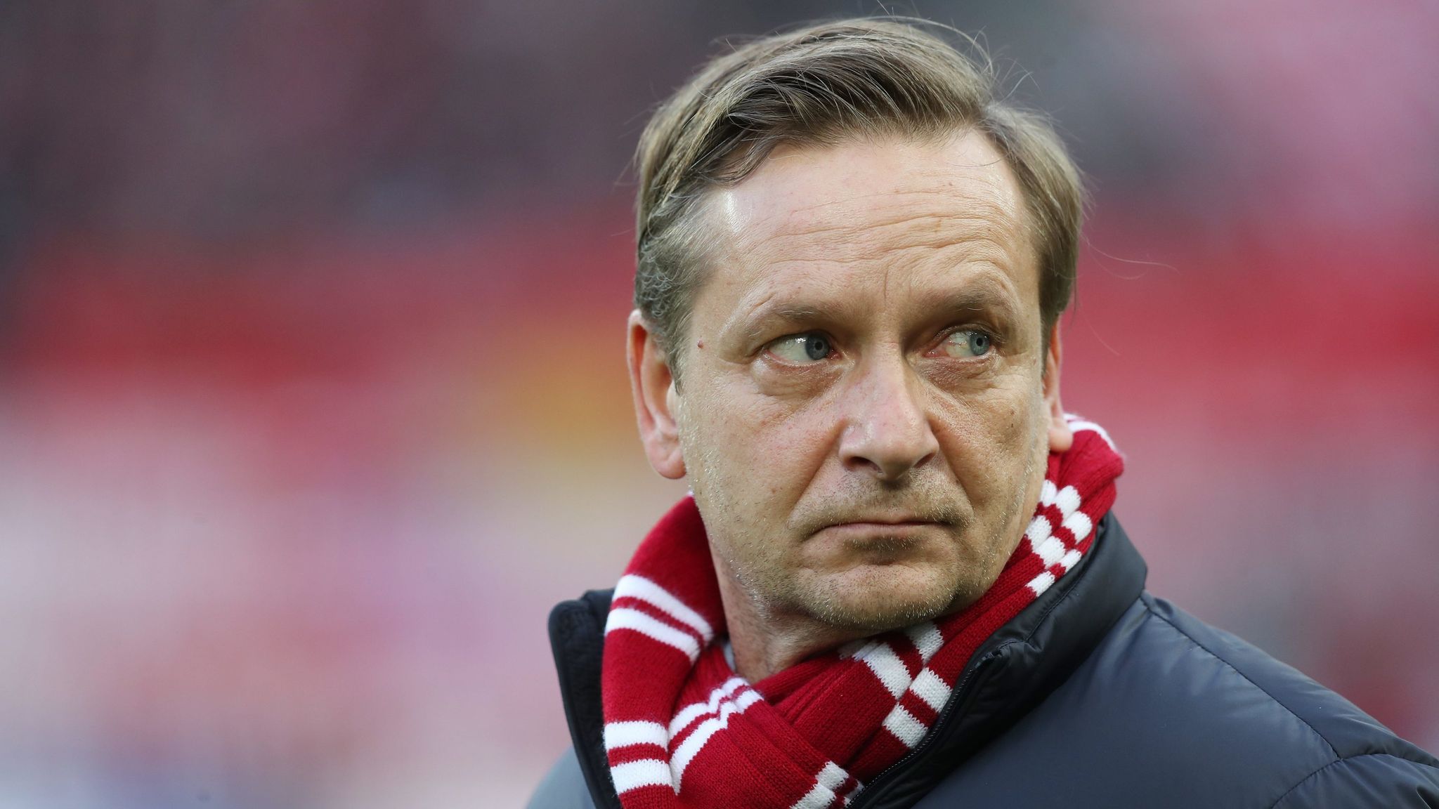 Horst Heldt zu den positiven Corona-Tests beim 1. FC Köln | Fußball ...