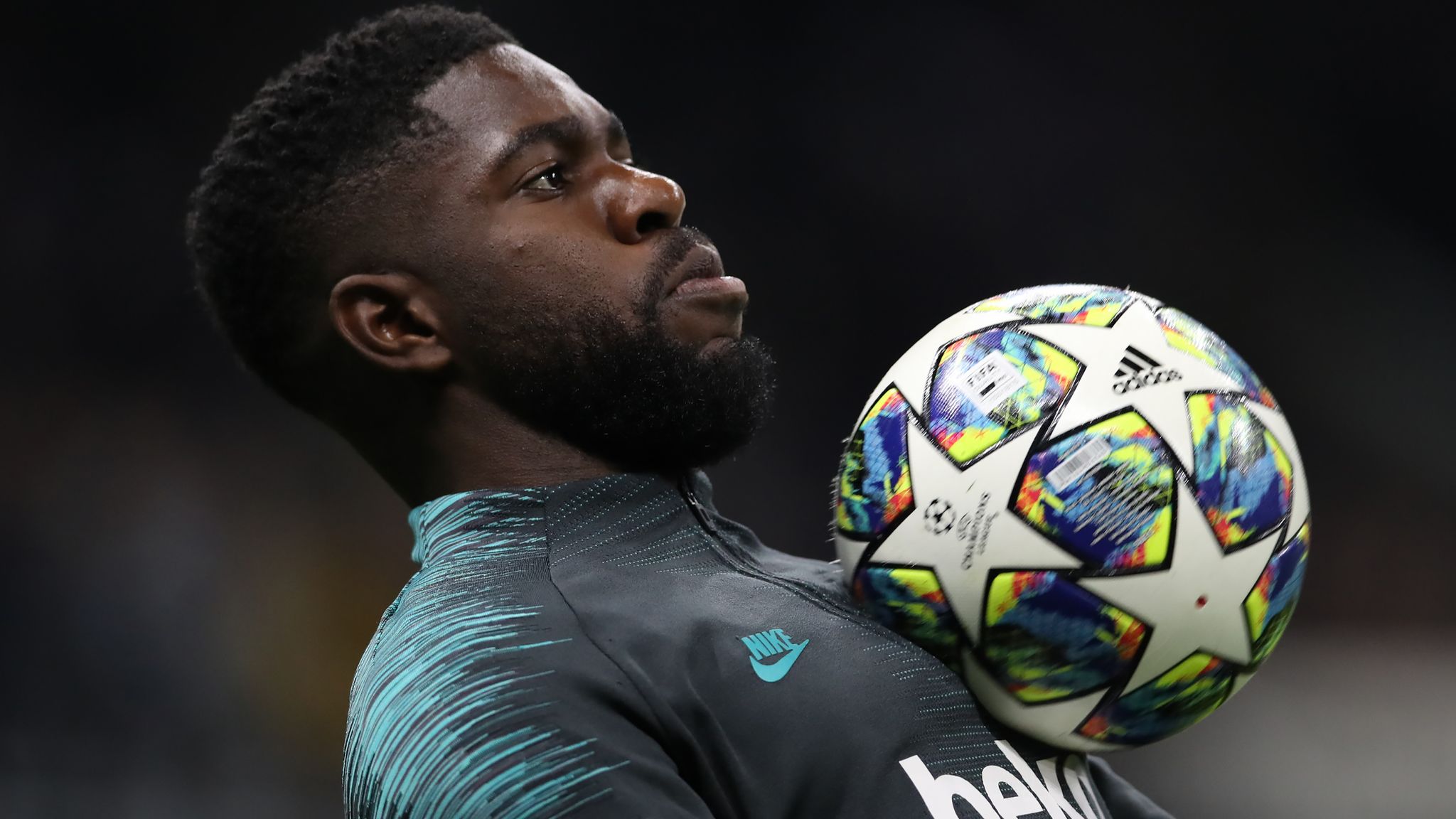 FC Barcelona: Samuel Umtiti verletzt sich im zweiten Training | Fußball ...