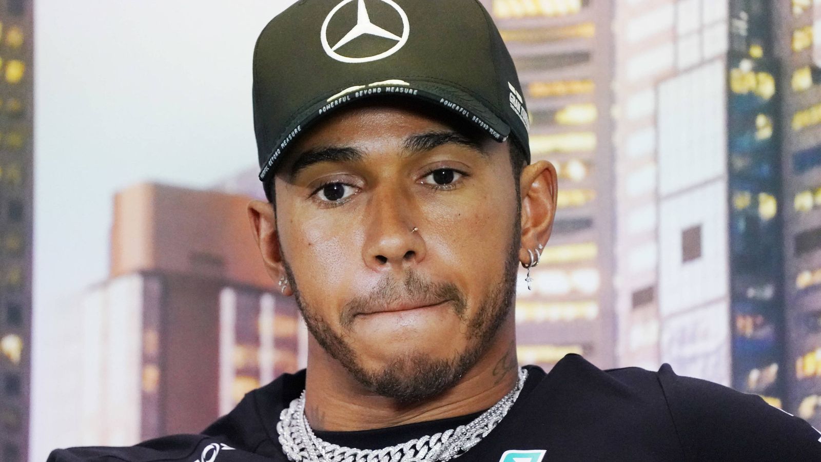 Nach Tod von George Floyd: Hamilton kritisiert Schweigen in "weißer ...