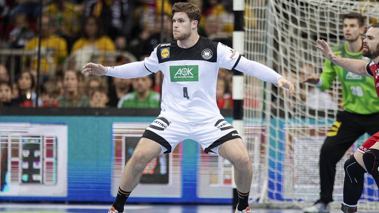 DHB-Team: So hat sich das Trikot über die Jahre verändert | Handball ...