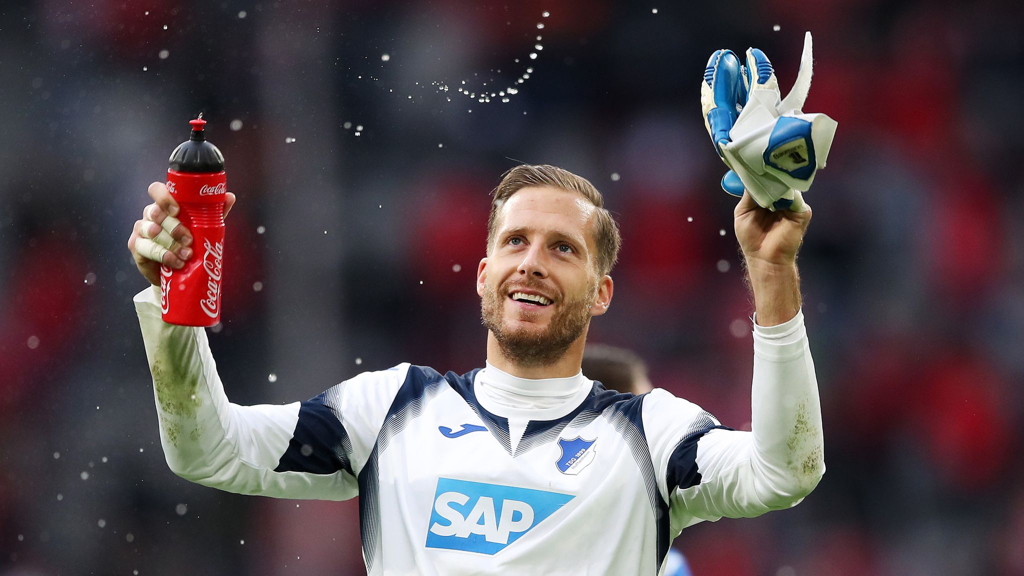 TSG Hoffenheim News: Oliver Baumann verlängert seinen Vertrag bis 2023 ...