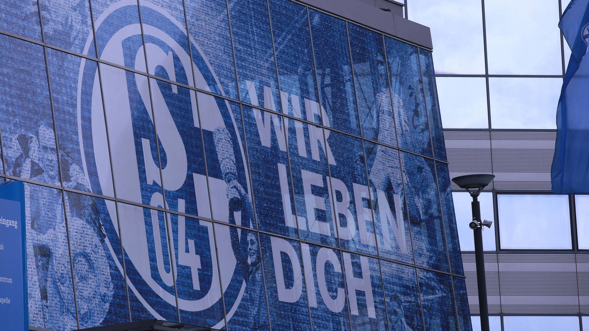 Schalke 04 News: Abteilung für Frauenfußball gegründet | Fußball News ...