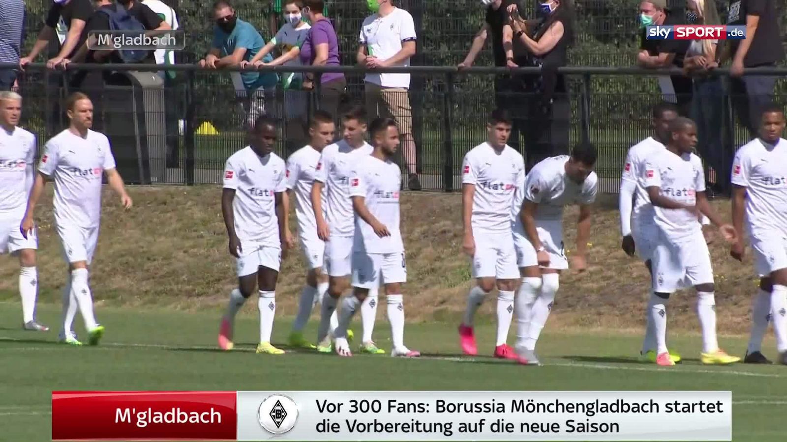 Gladbach Video: 300 Fans beim Training von Borussia Mönchengladbach ...