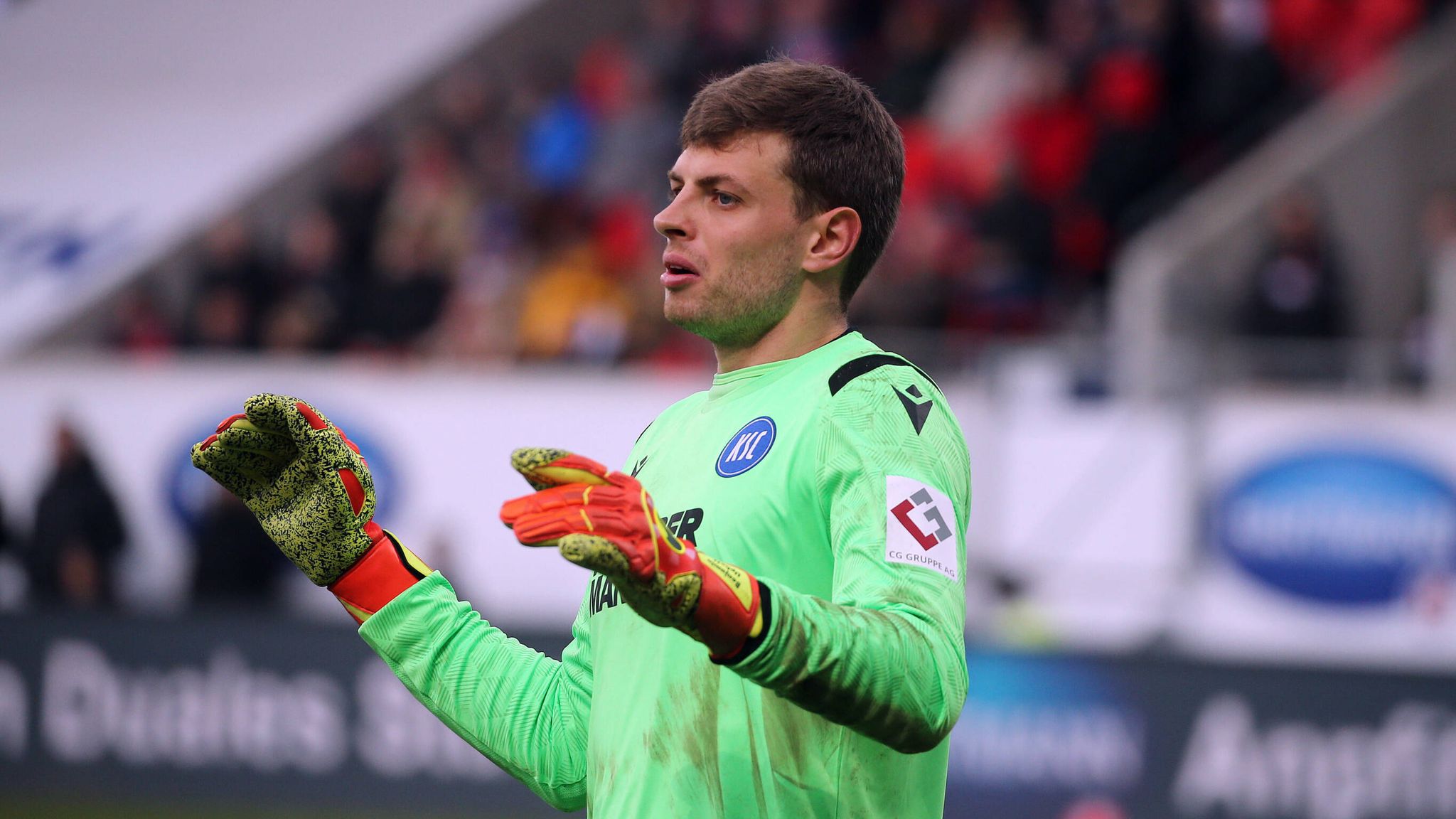 Freiburg Transfer News: Benjamin Uphoff kommt vom KSC | Fußball News ...