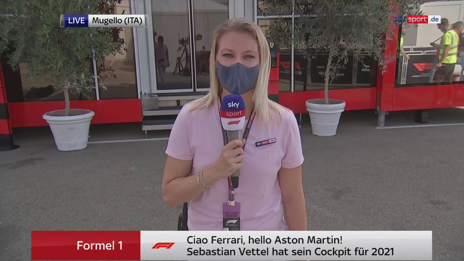 Formel 1 Video: Sandra Baumgartner zum Vettel-Wechsel | Formel 1 News ...