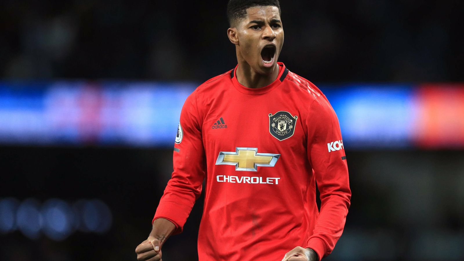 ManUnited News: Marcus Rashford von Queen Elizabeth II. geehrt ...
