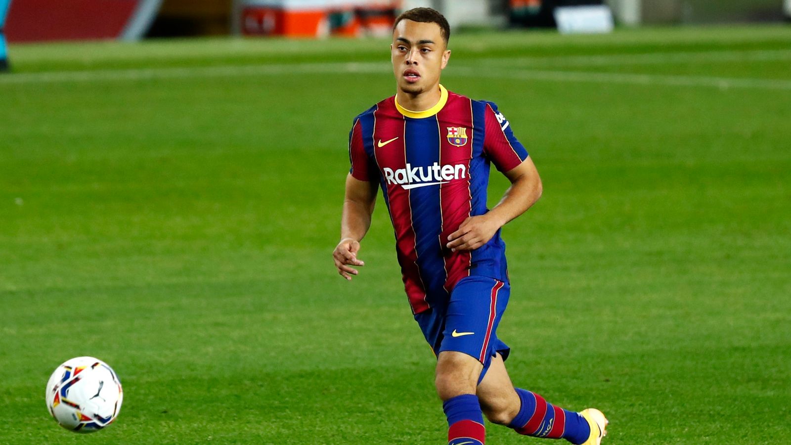 FC Barcelona News: Sergino Dest versteht Lionel Messi nicht | Fußball ...