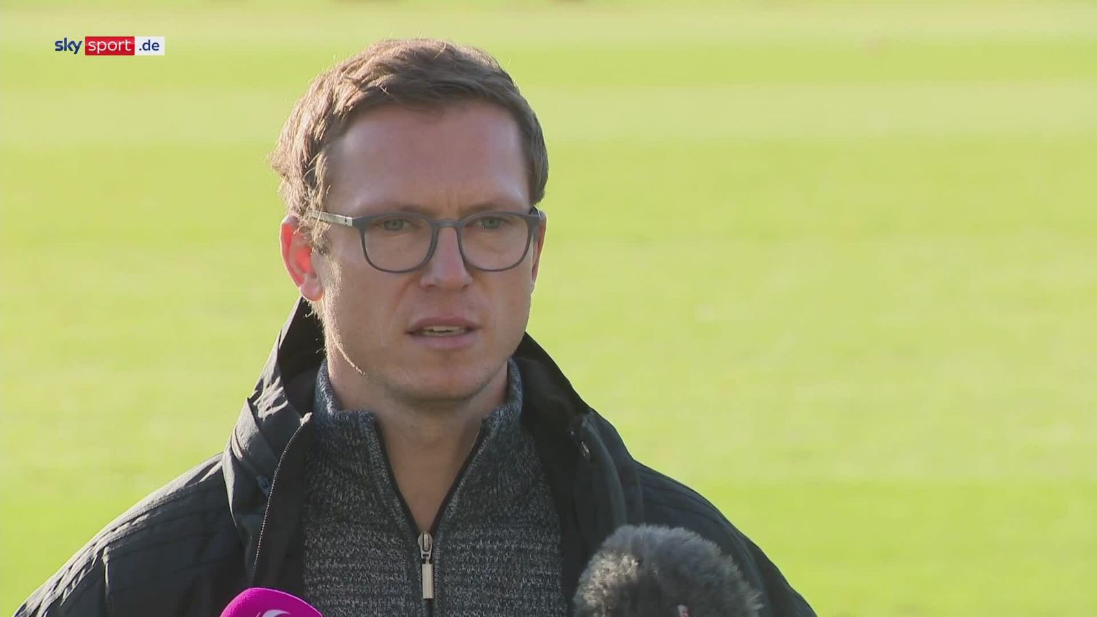 Hsv Video Sportdirektor Michael Mutzel Nach Der Niederlage Gegen