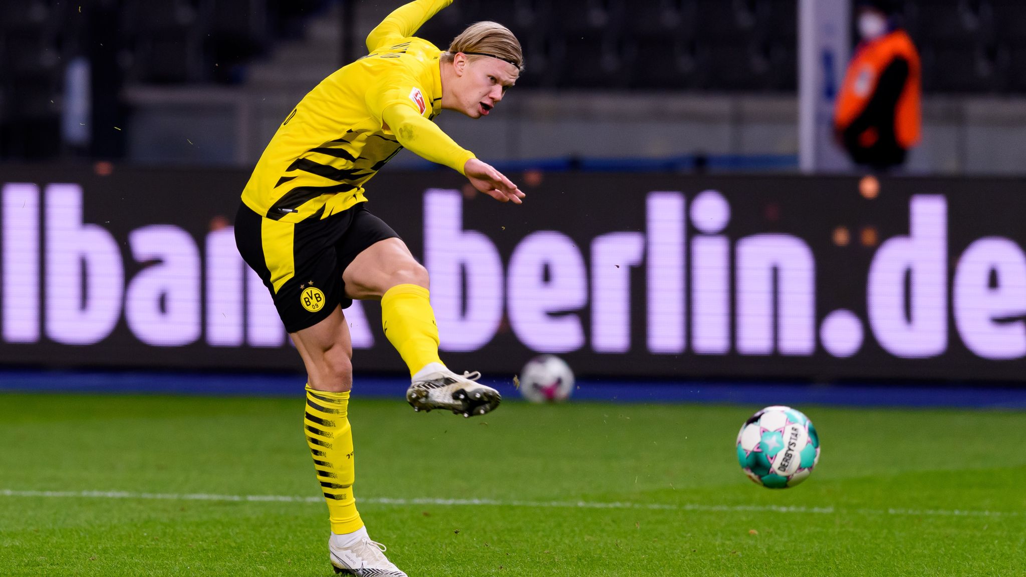 Haaland, Ronaldo & Co.: Die besten Torschützen der Top-Ligen Europas ...