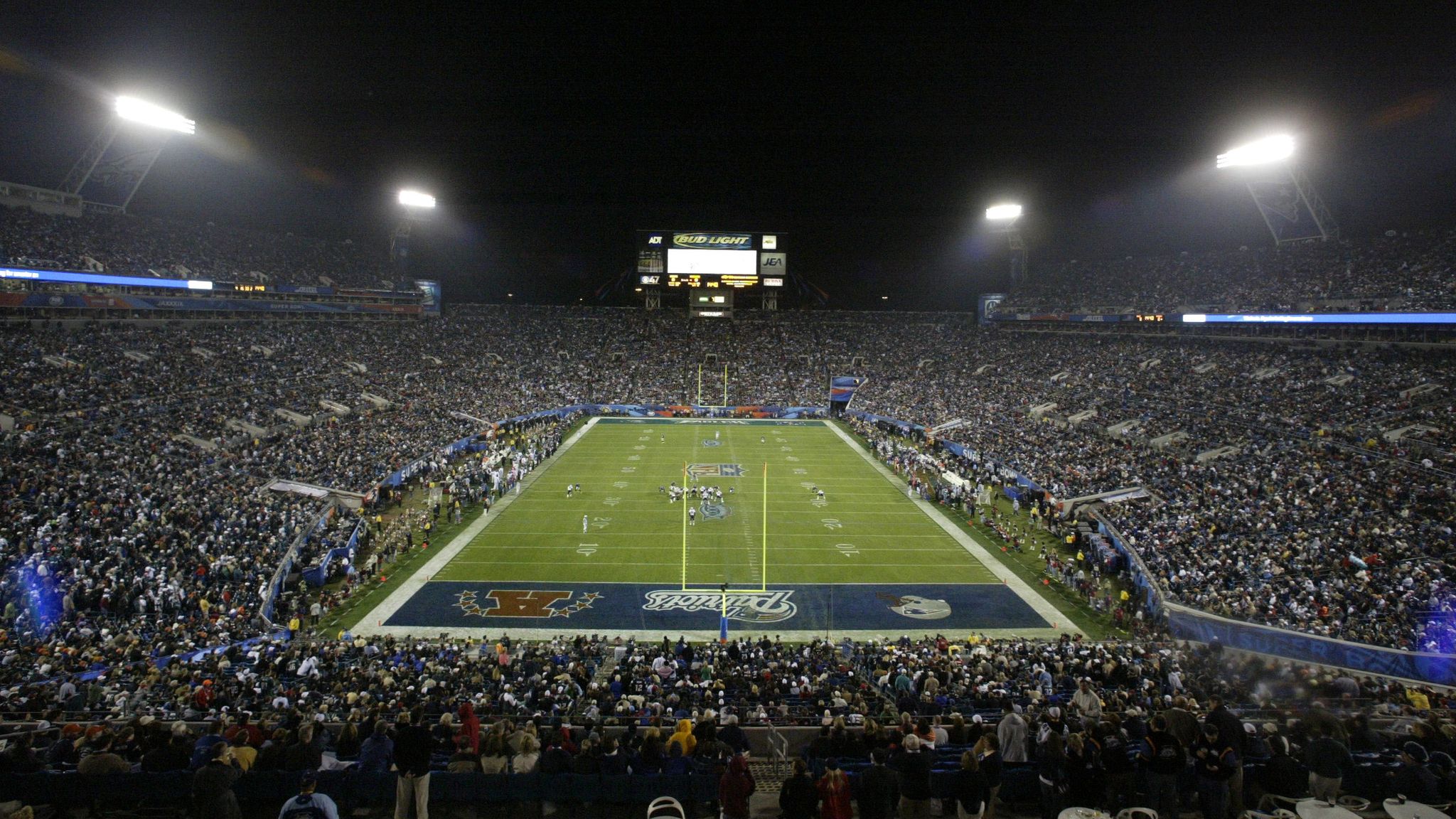 Super Bowl 2026: Übertragung, Halftime Show, Tickets, Datum & Uhrzeit ...