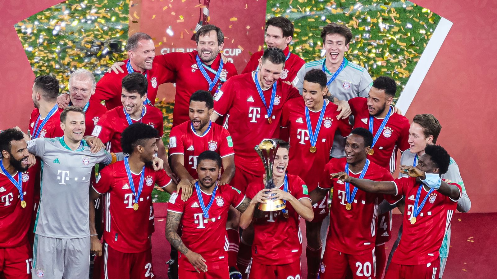 FC Bayern News: FCB hat 44 Titel im 21. Jahrhundert geholt | Fußball ...