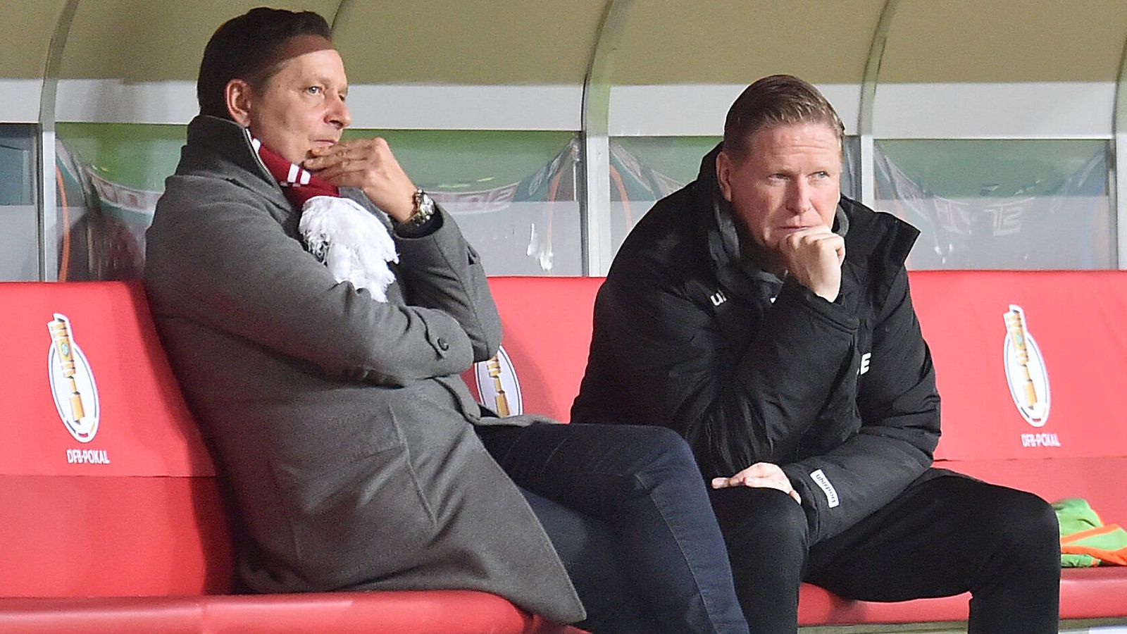 1. FC Köln News: Horst Heldt spricht Markus Gisdol das Vertrauen aus ...
