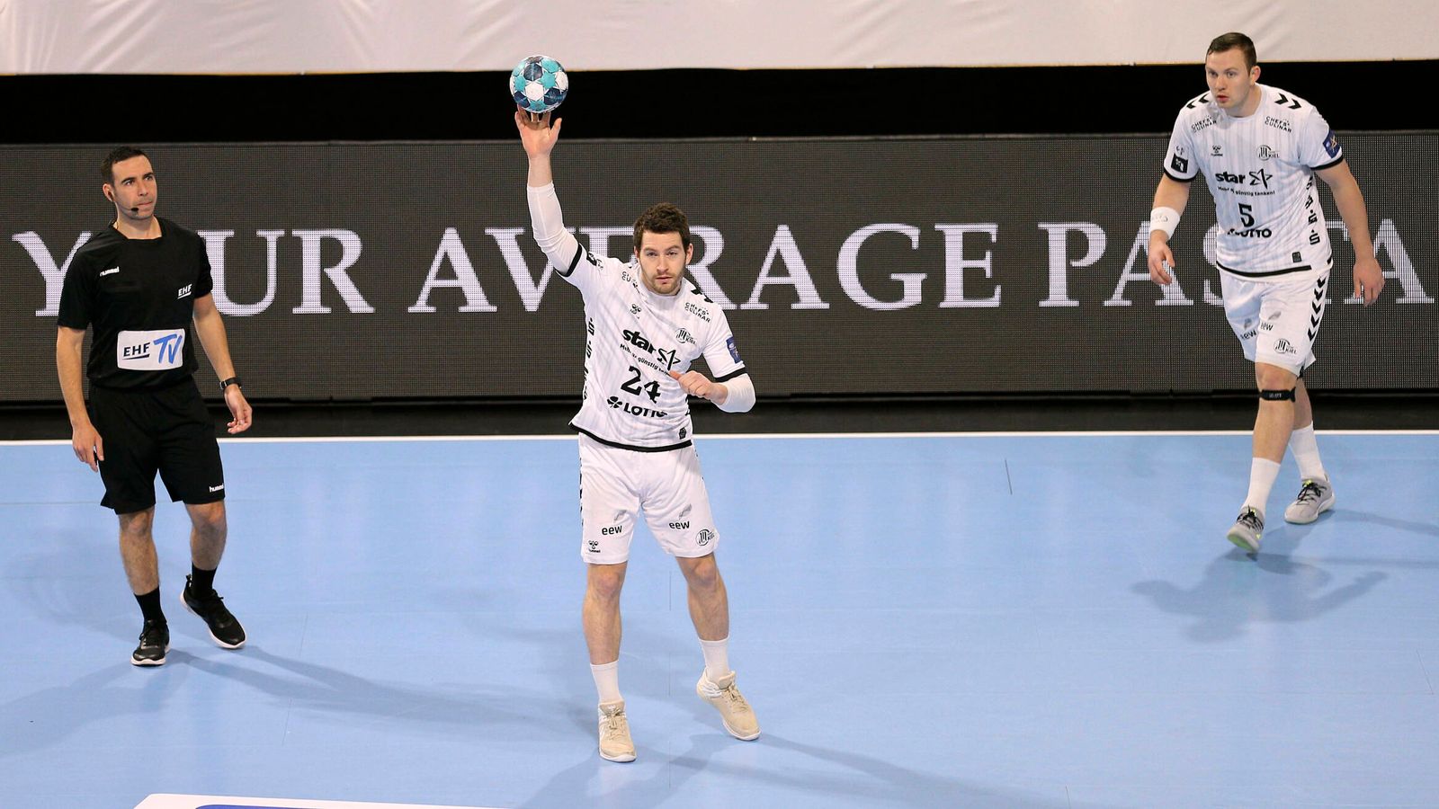 Handball Transfer News: THW Kiel verlängert mit Miha Zarabec | Handball News | Sky Sport