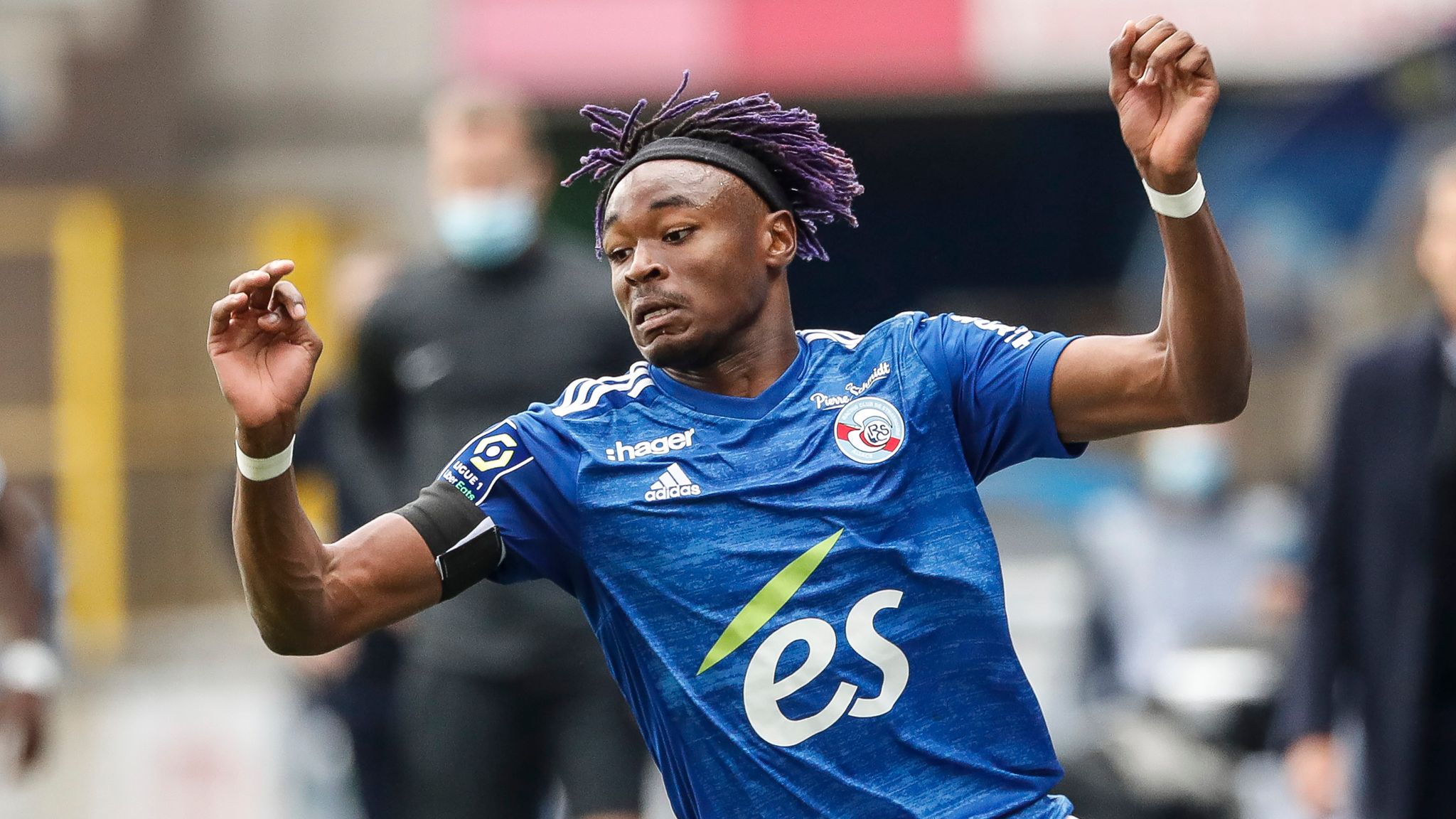 Transfer News: RB Leipzig verpflichtet Mohamed Simakan | Fußball News ...