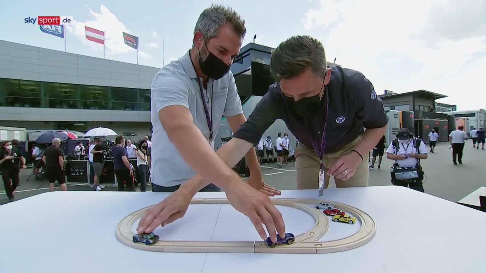 Formel 1 News: Erklärung von Undercut und Overcut | Formel 1 News | Sky ...