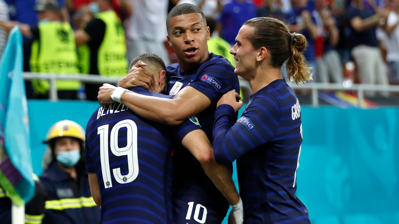 EURO 2020: Pressestimmen zum Frankreich-Aus & Spanien-Krimi | Fußball ...