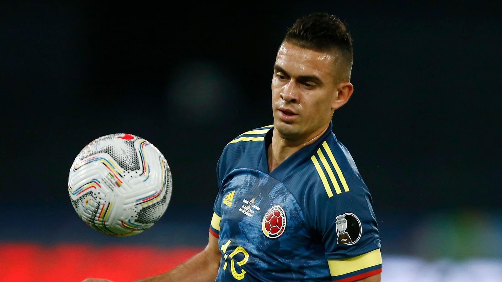 Eintracht Frankfurt Transfer News: Rafael Santos Borre kommt | Fußball ...