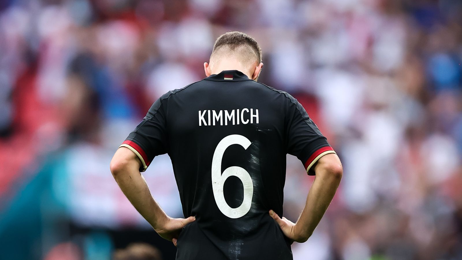 DFB News: Joshua Kimmich äußert sich über EM-Aus und Löw | Fußball News ...