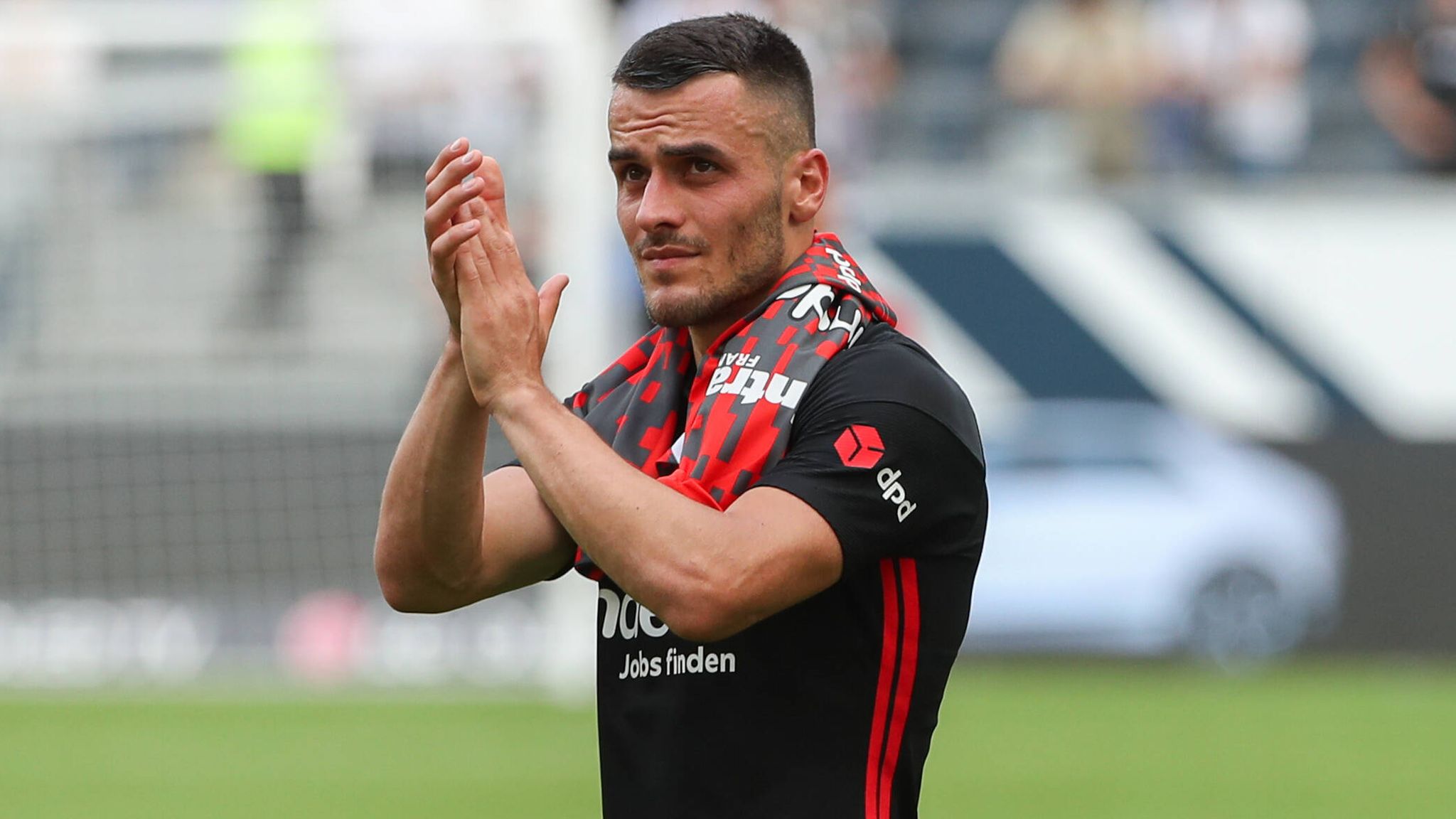 Transfer News: Sky Info: Lazio will Frankfurts Kostic | Fußball News ...