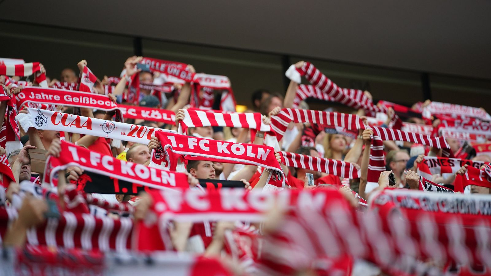 1. FC Köln News: Vollauslastung: FC öffnet Stadion für 50.000 Fans ...